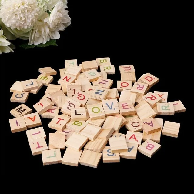 Set of color letters for scrabble 100 pcs · UZO