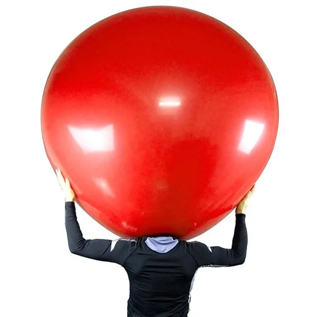 Maxi balloon for maxi fun · UZO