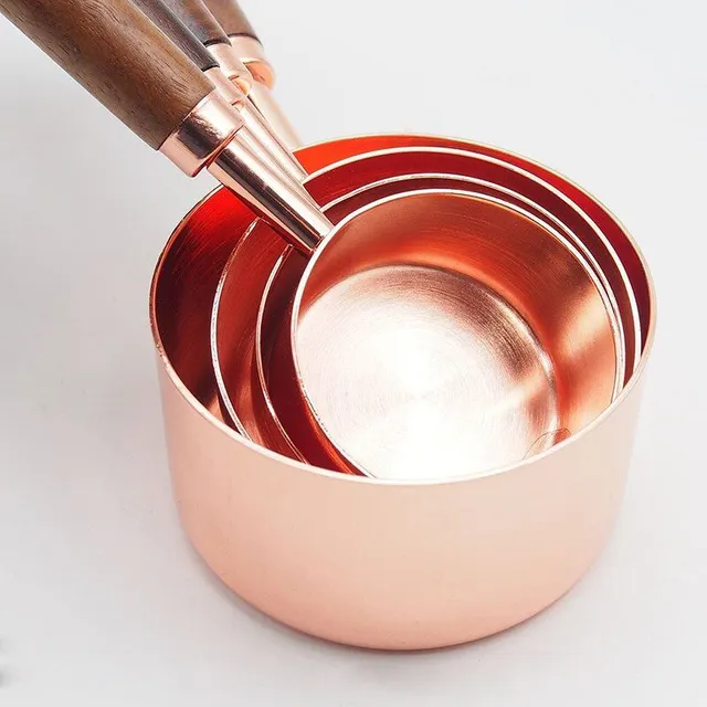 Set of measuring cups with wooden handle 8 k · UZO