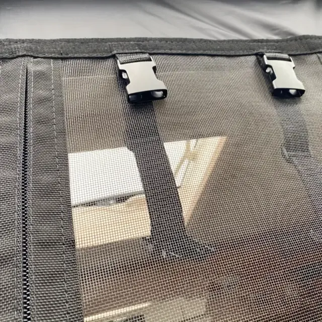 Insect screen door curtain · UZO